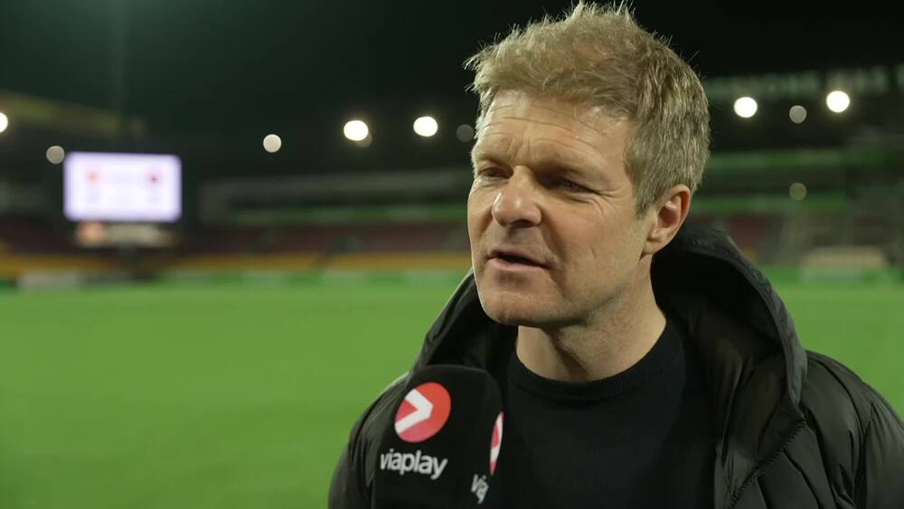 Video | FCN-træner om Nygren: 'Sender en god case ud' | Bold