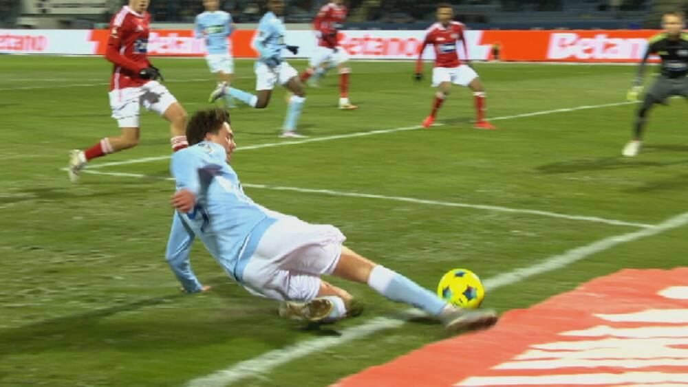 Var den ude? Dommerchef usikker på annulleret SJE-mål | Viaplay Sport News