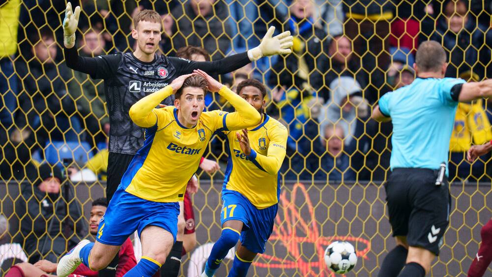 Blev Brøndby snydt for mål? Se Binks' annullerede scoring her | Viaplay ...