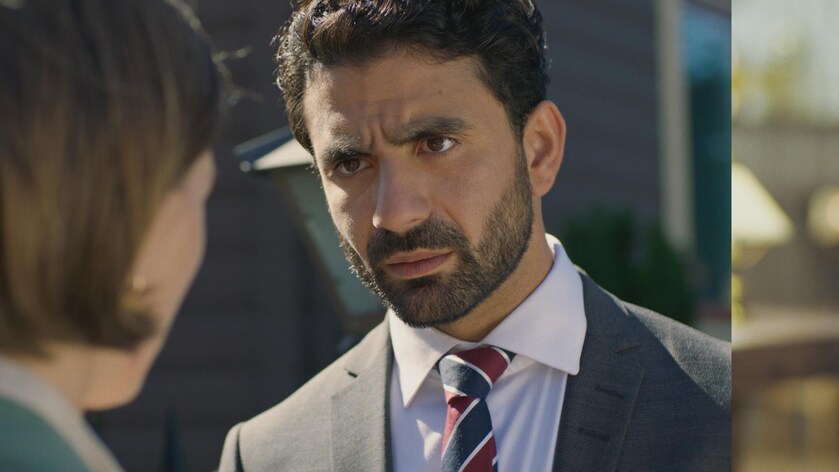 Strandhotellet - Sesong 2 - Episode 7 - TV-serien på nettet - Viaplay