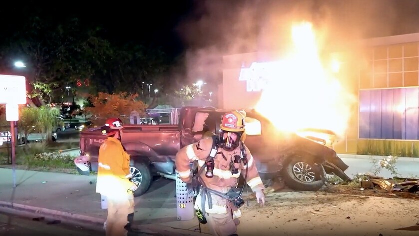 First on the Scene - Säsong 1 - Avsnitt 18 - TV-serier online - Viaplay