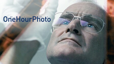 One Hour Photo - Film online på Viaplay