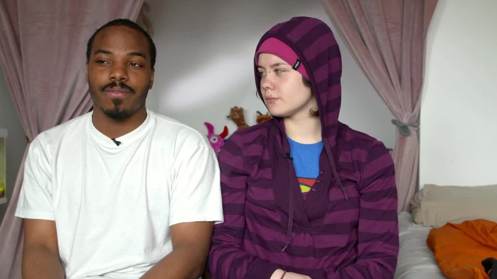 Unga Mammor - Säsong 2 - Avsnitt 19 - TV-serier online - Viaplay