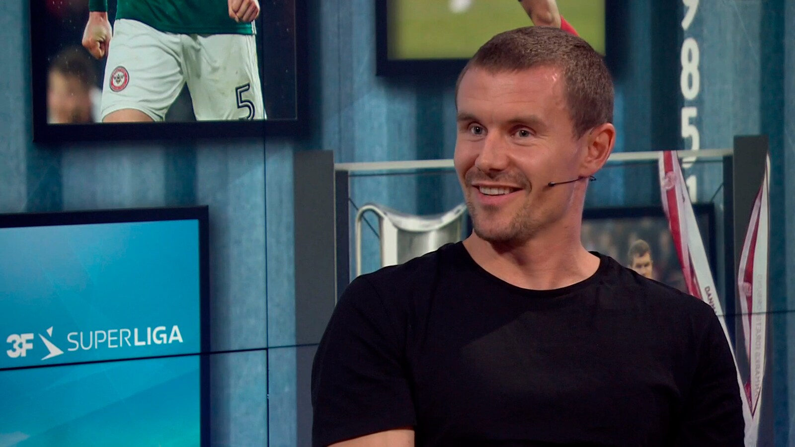 Offside - Sæson 2020 - Afsnit 3 - Viaplay