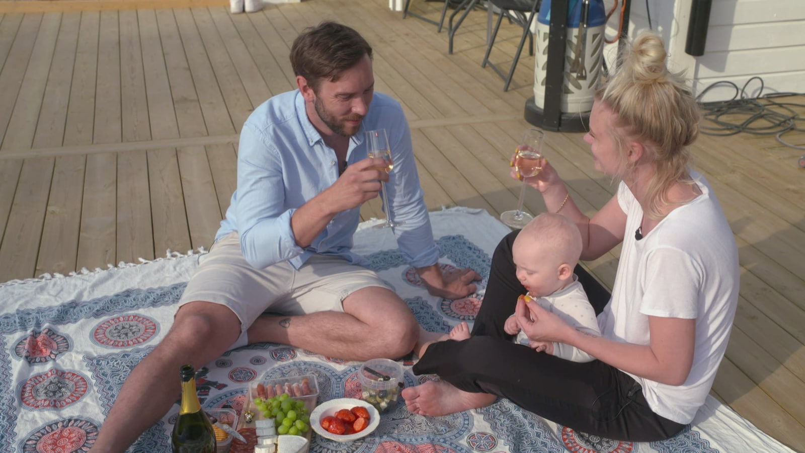 Unge mødre Sverige - Sesong 6 - Episode 8 - TV-serien på nettet - Viaplay Unge mødre Sverige - Sesong 6 - Episode 8 - TV-serien på nettet - Viaplay
