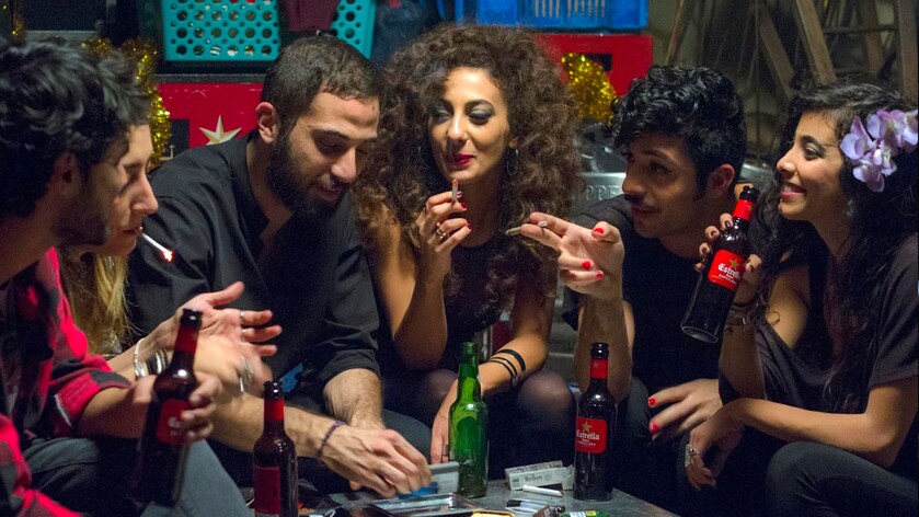 In Between - Film online på Viaplay